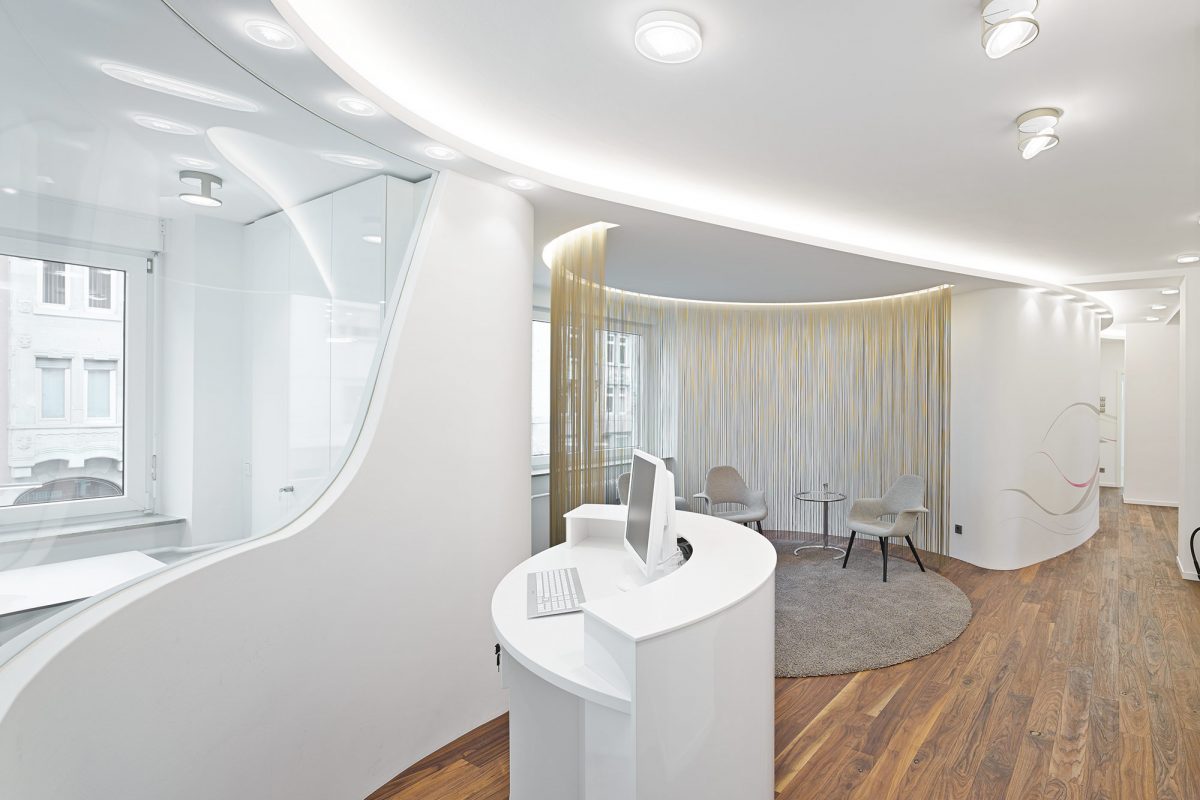 Stand-up reception for a modern practice – Freuding – Labor und ...