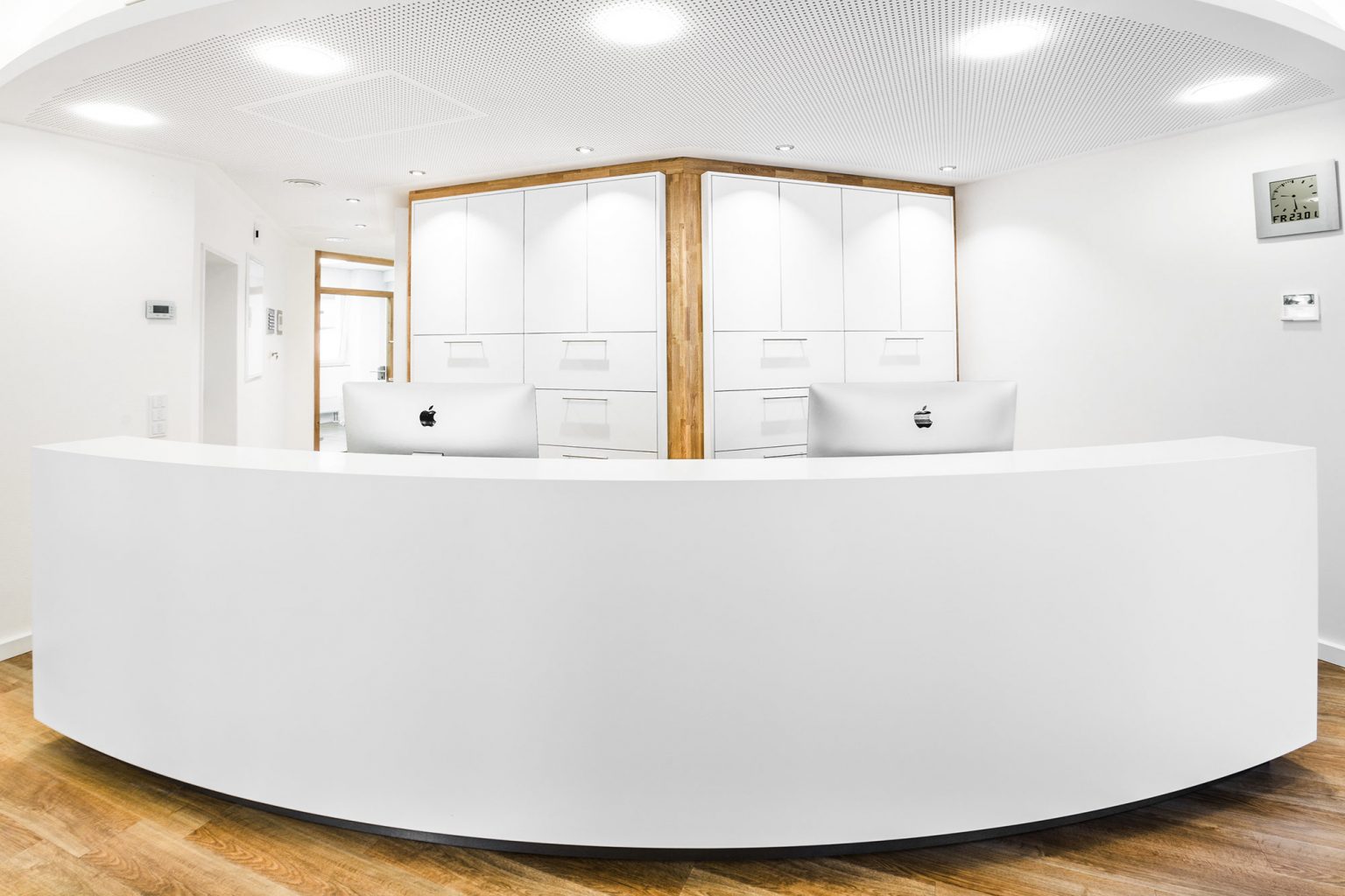 Overall concept for your reception area – Freuding – lab and practice ...