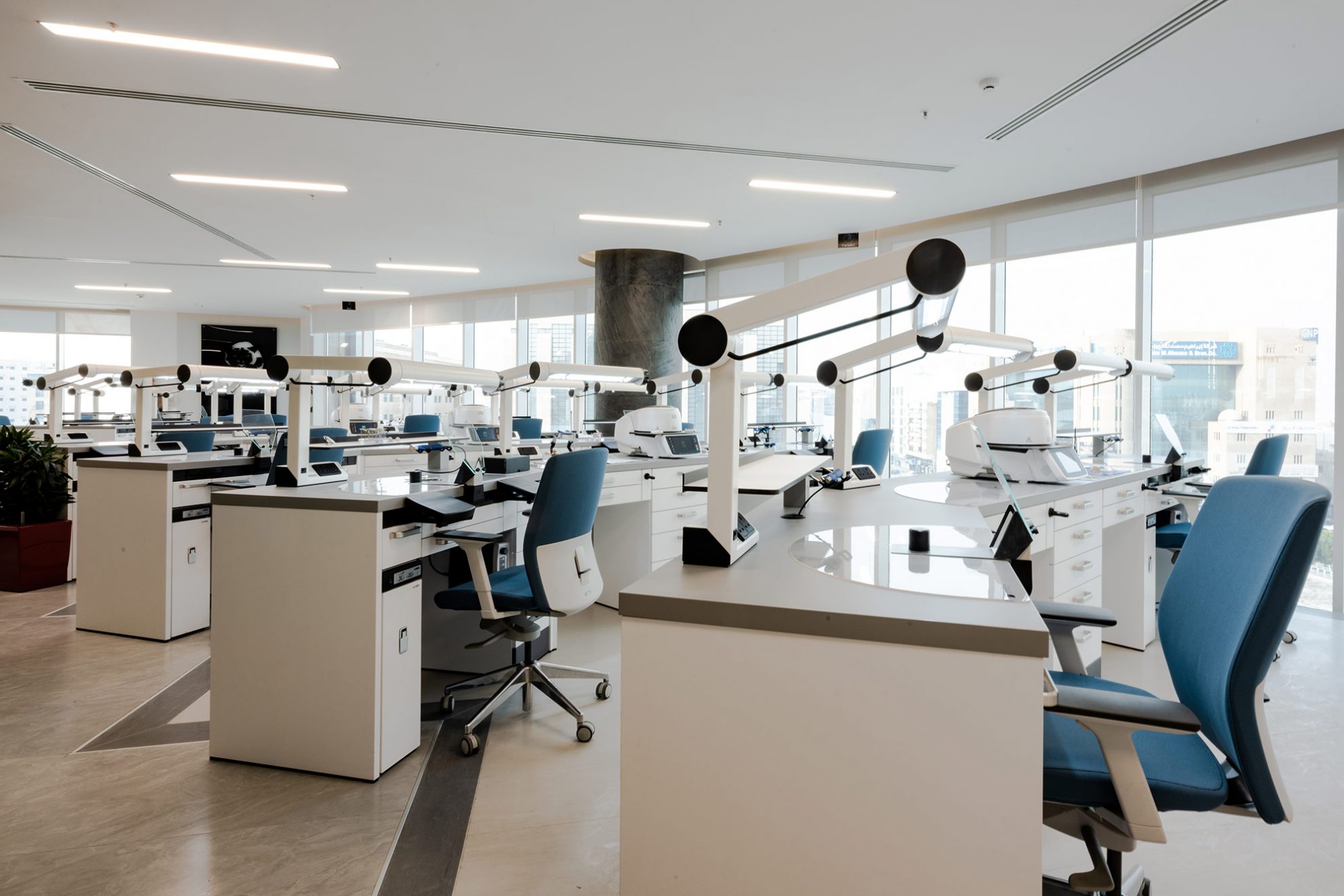 State-of-the-art laboratory equipment for Aesthetic Vision in Riyadh ...